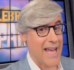 Is Mo Rocca Married? Wife, Partner, Family
